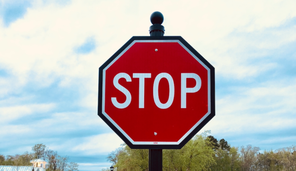 Teach your little one to read one STOP sign at a time – STOP READ GO